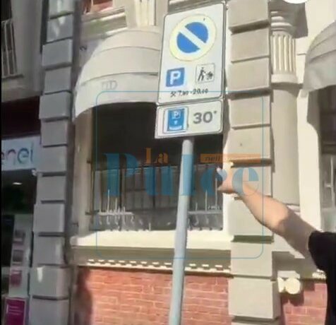 Valenza, la multa della discordia per un carico e scarico poco chiaro